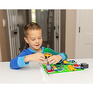 Snap Circuits Green Energy Electronics Exploration Kit | Over 125 Exciting STEM Projects | Full Color Project Manual | 45+ Snap Circuits Parts | STEM Educational Toys for Kids 8+