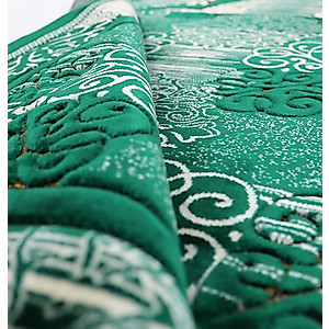 Modefa Turkish Islamic Prayer Rug | Soft Velvet Janamaz Praying Carpet | Muslim Praying Mat for Men & Women Ramadan or Eid | with Car Hanger | Classic Elegant Swirl (Green)