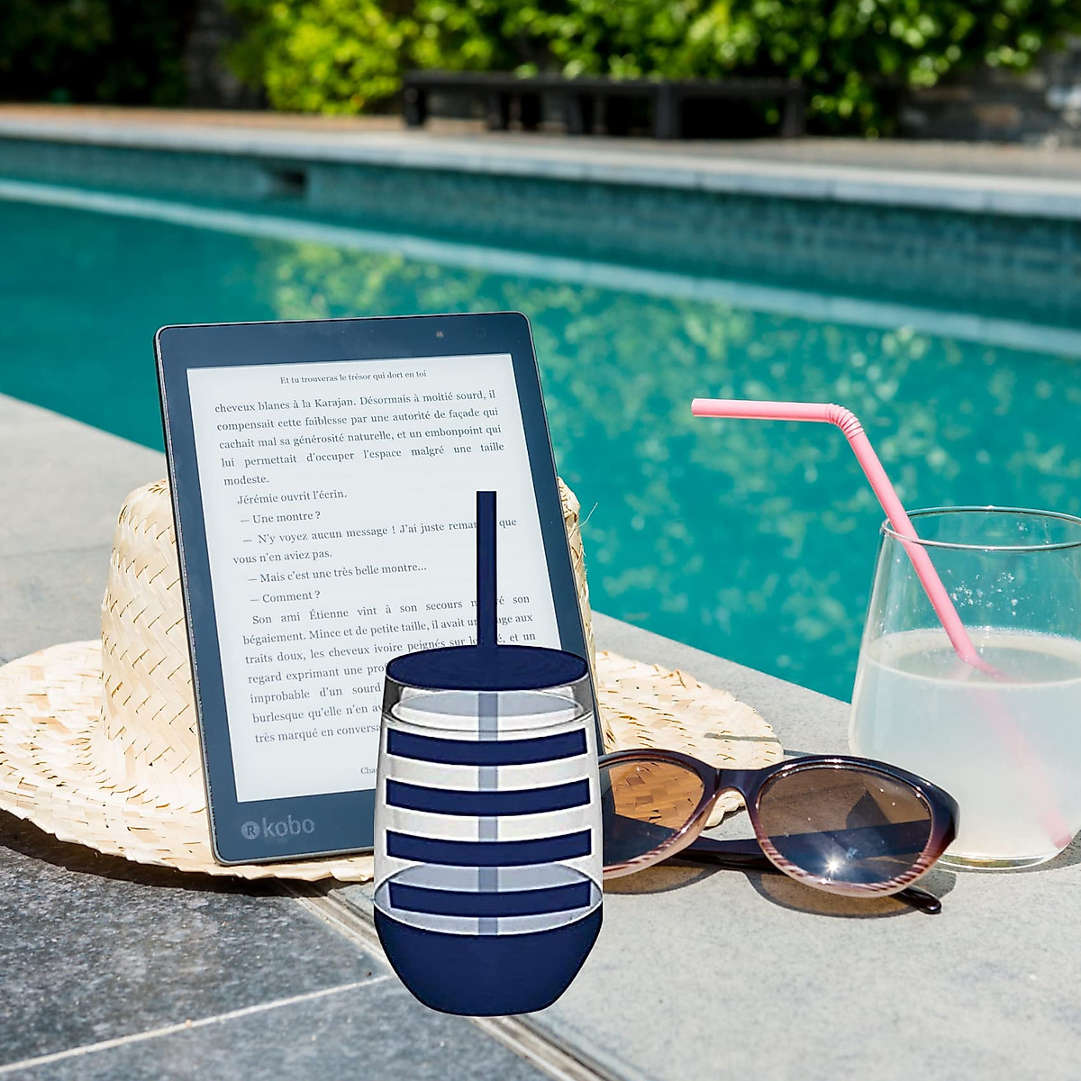 Needzo Reusable Outdoor Wine Glasses, Plastic Stemless Glass with Navy Stripes, Lid and Straw, Summer 2023 Cups for the Beach and Pool, Pack of 2