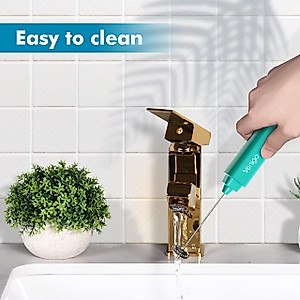 Venigo Handheld Milk Frother, Battery Operated Electric Foam Maker for Drink Mixer, Perfect for Bulletproof Coffee, Matcha, Cappuccino And Hot Chocolate (Green)