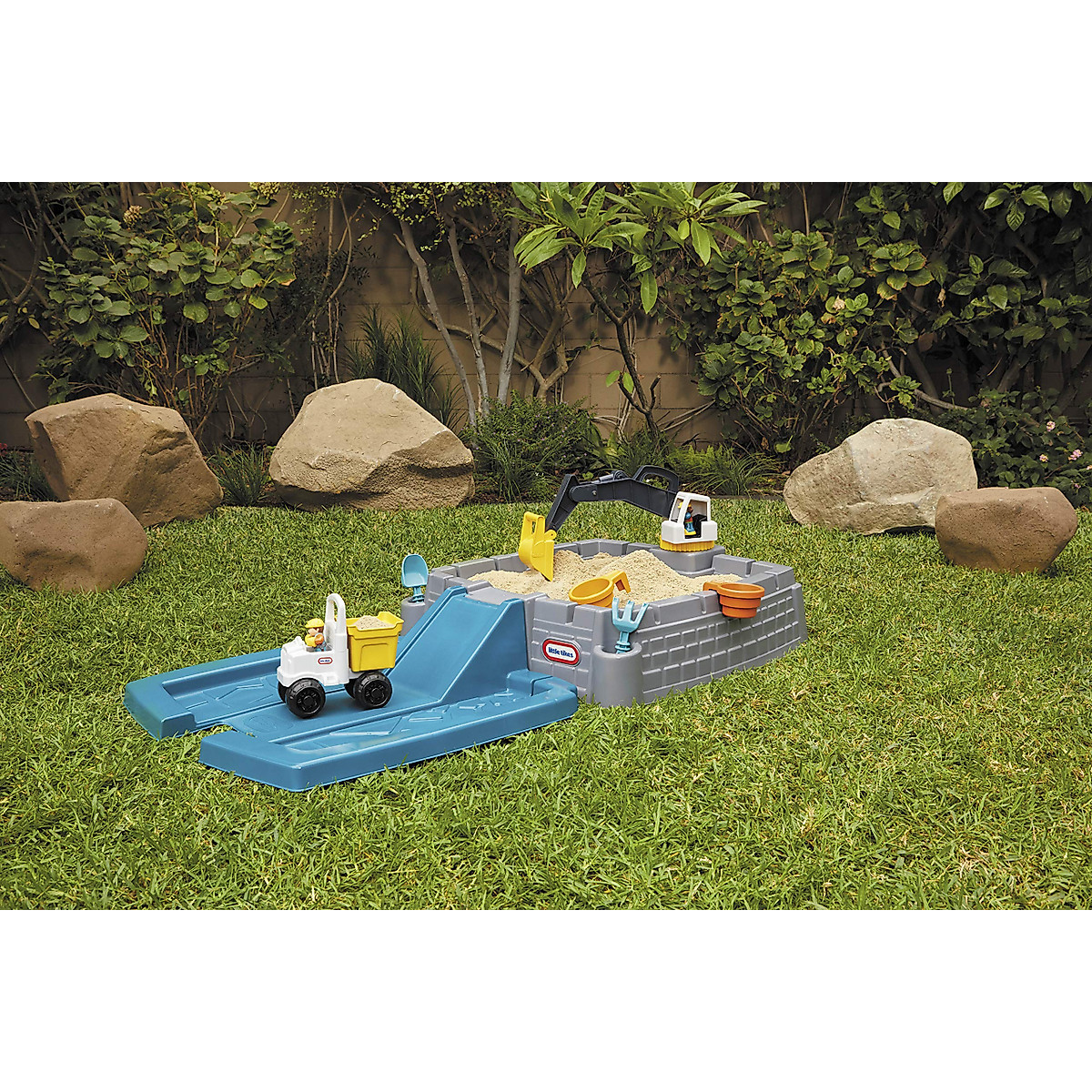 Little Tikes Dirt Diggers Excavator Sandbox for Kids, Including lid and Play Sand Accessories,Multicolor