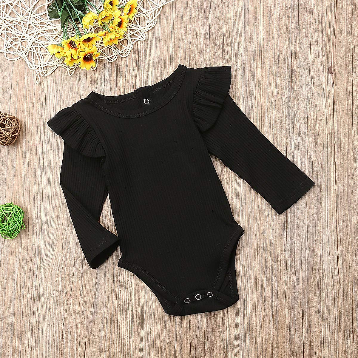 XARAZA Unisex Baby Boy Girl Long Sleeve Ruffle Romper Bodysuit Jumpsuit Tops Sweatshirt Winter Fall Spring Clothes (0-3 Months, Black)