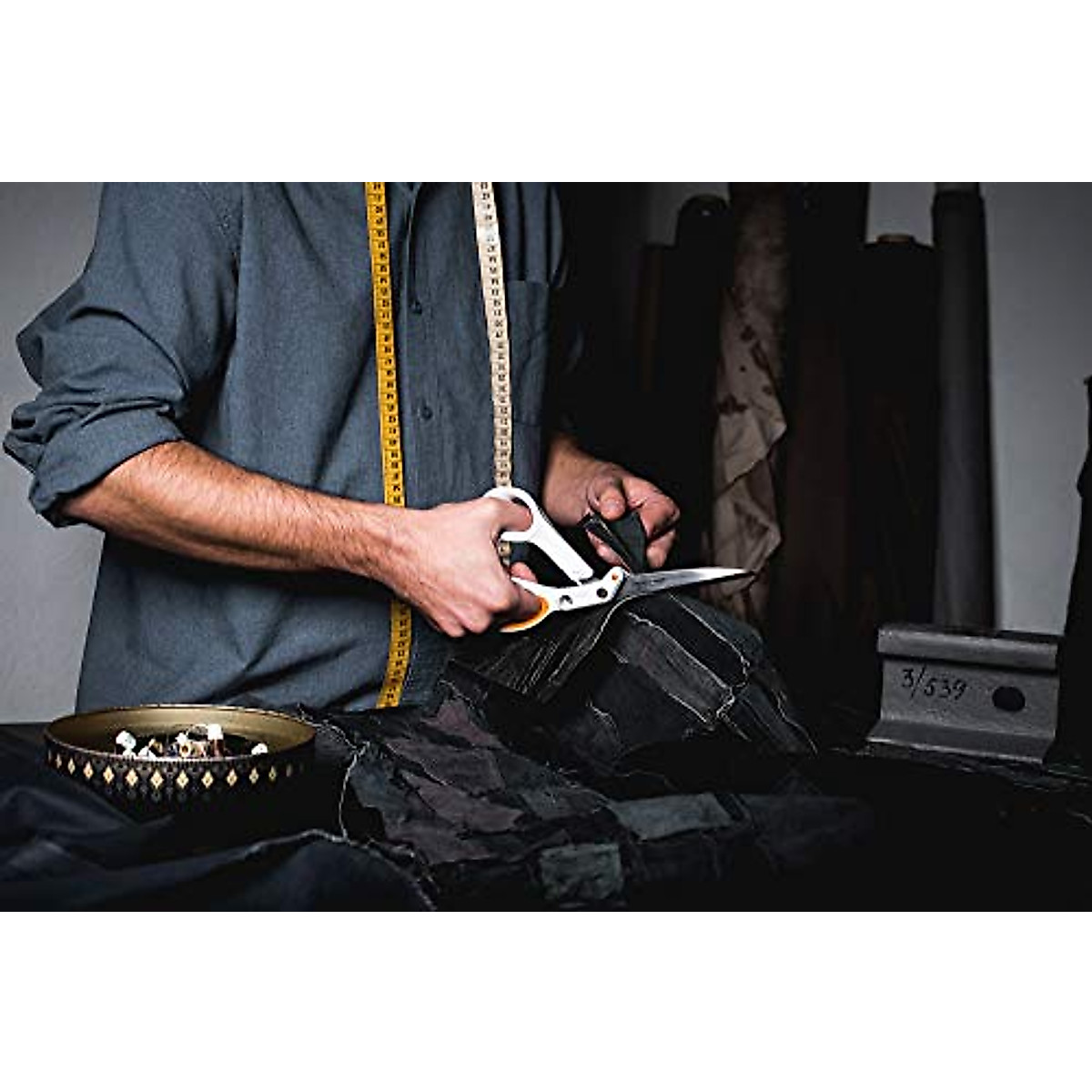 Fiskars Razor Edge All Purpose Scissors, Length: 24 cm, Stainless Steel Blade/Plastic Handles, White/Orange, Amplify, 1005225