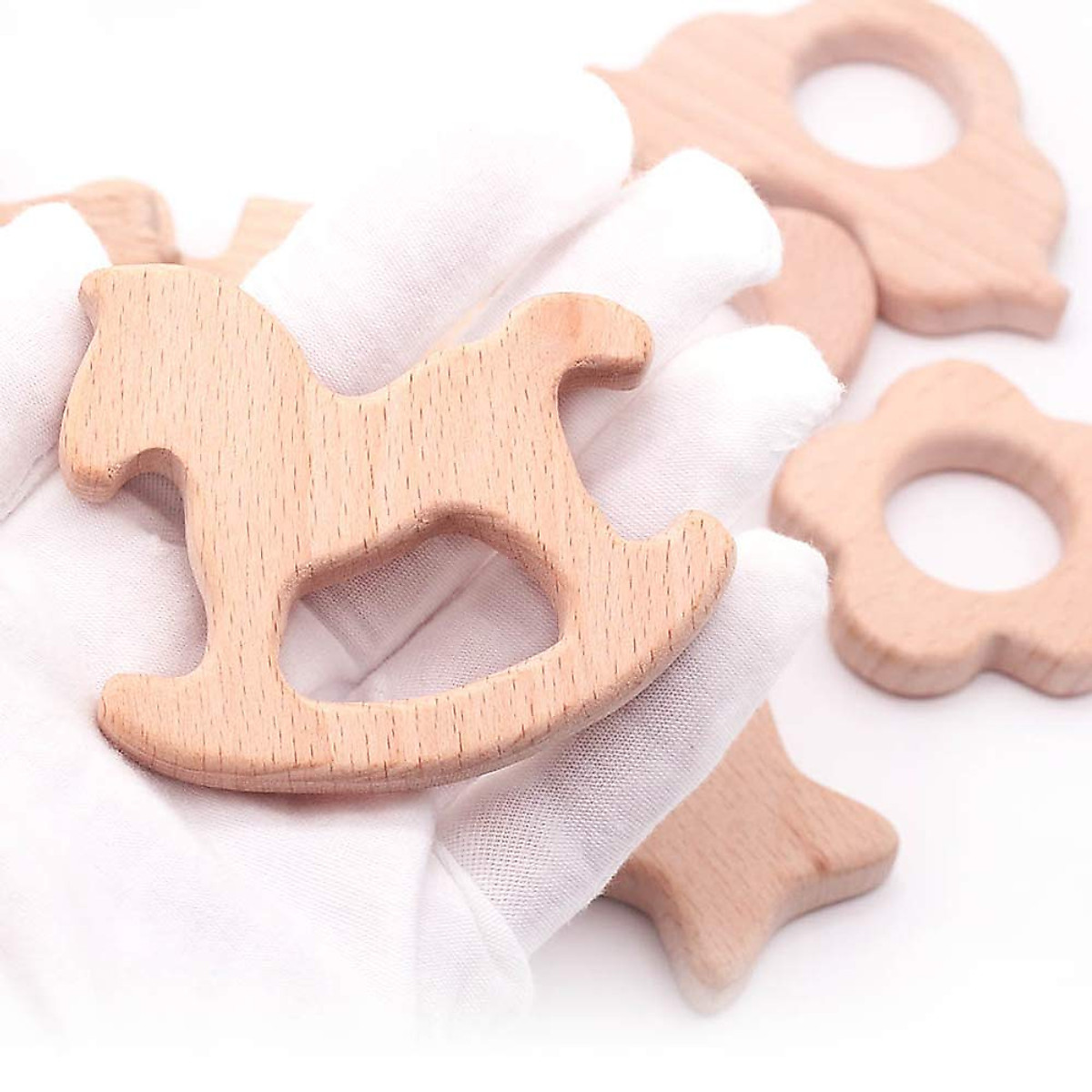 Weekjoey 12PCS Beech Wooden Animal Decorations Cute Woodcrafts DIY Bracelet Necklace Women Jewelry Makeing Handmade Making Kit Arts and Crafts Supplies