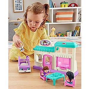 Fisher-Price Little People Time for a Treat Gift Set, Toddler Play Set with Figures