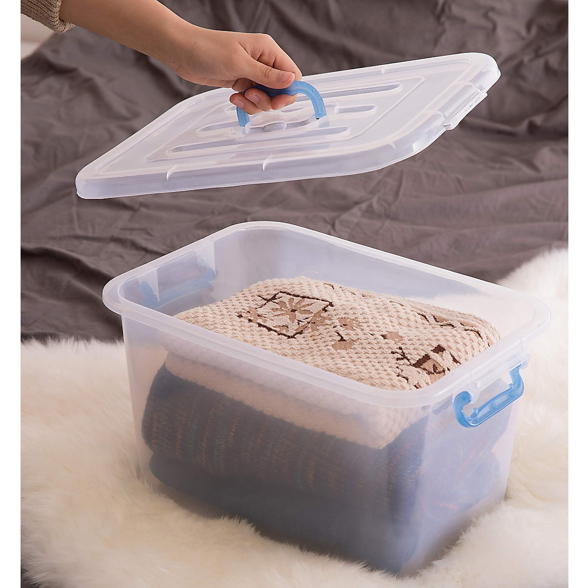 Basicwise Large Clear Storage Container with Lid and Handles