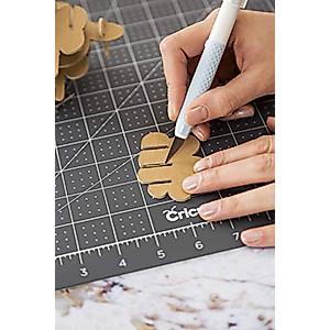 Cricut TrueControl Knife Kit - For Use As a Precision Knife, Craft knife, Carving Knife and Hobby Knife - For Art, Scrapbooking, Stencils, and DIY Projects - Comes With 5 Spare Blades - [Blue]