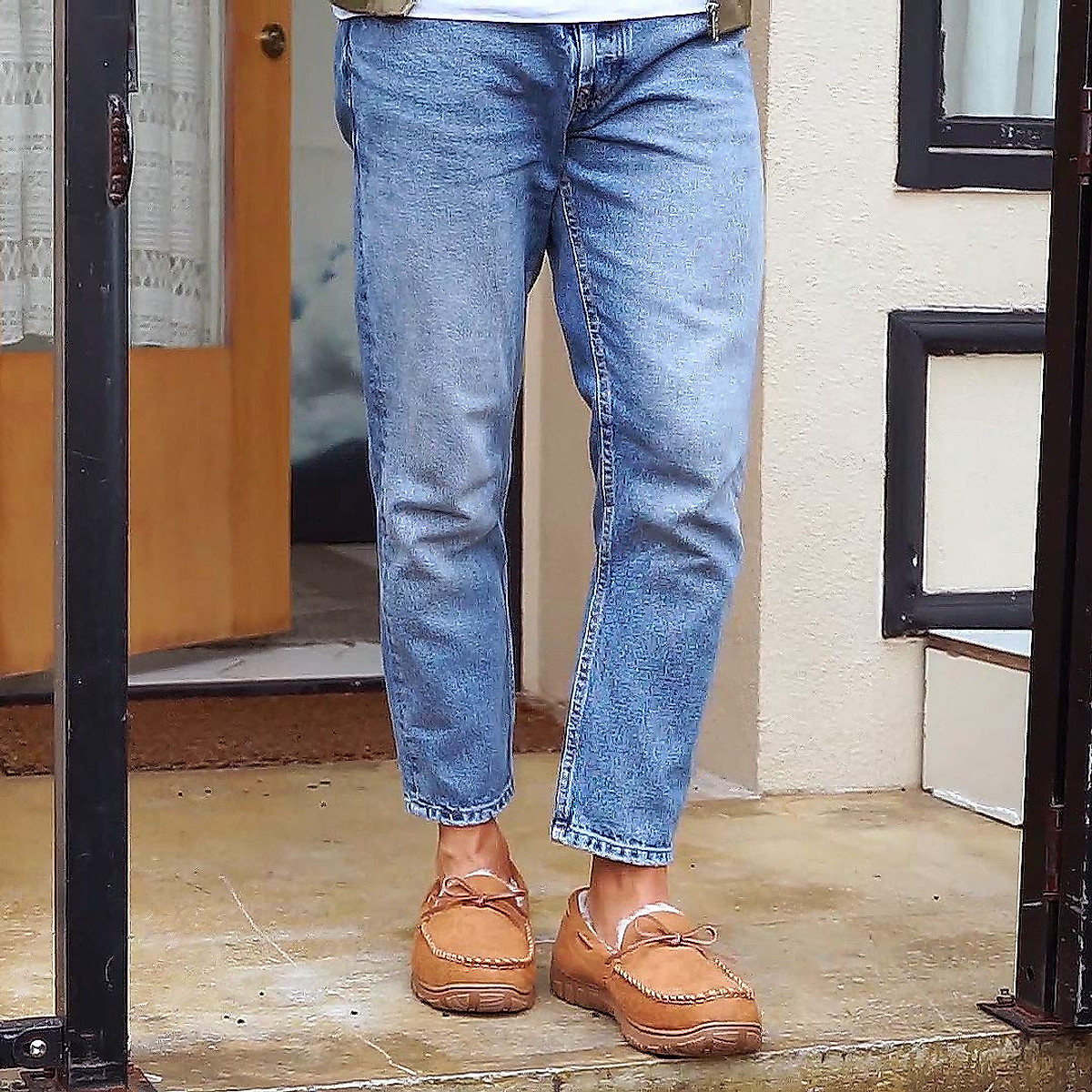 VLLy Slippers for Men Outdoor House Moccasins with Non-Slip Rubber Sole and Memory Foam Comfortable Insole Easy Wear Style Brown Size 11 US