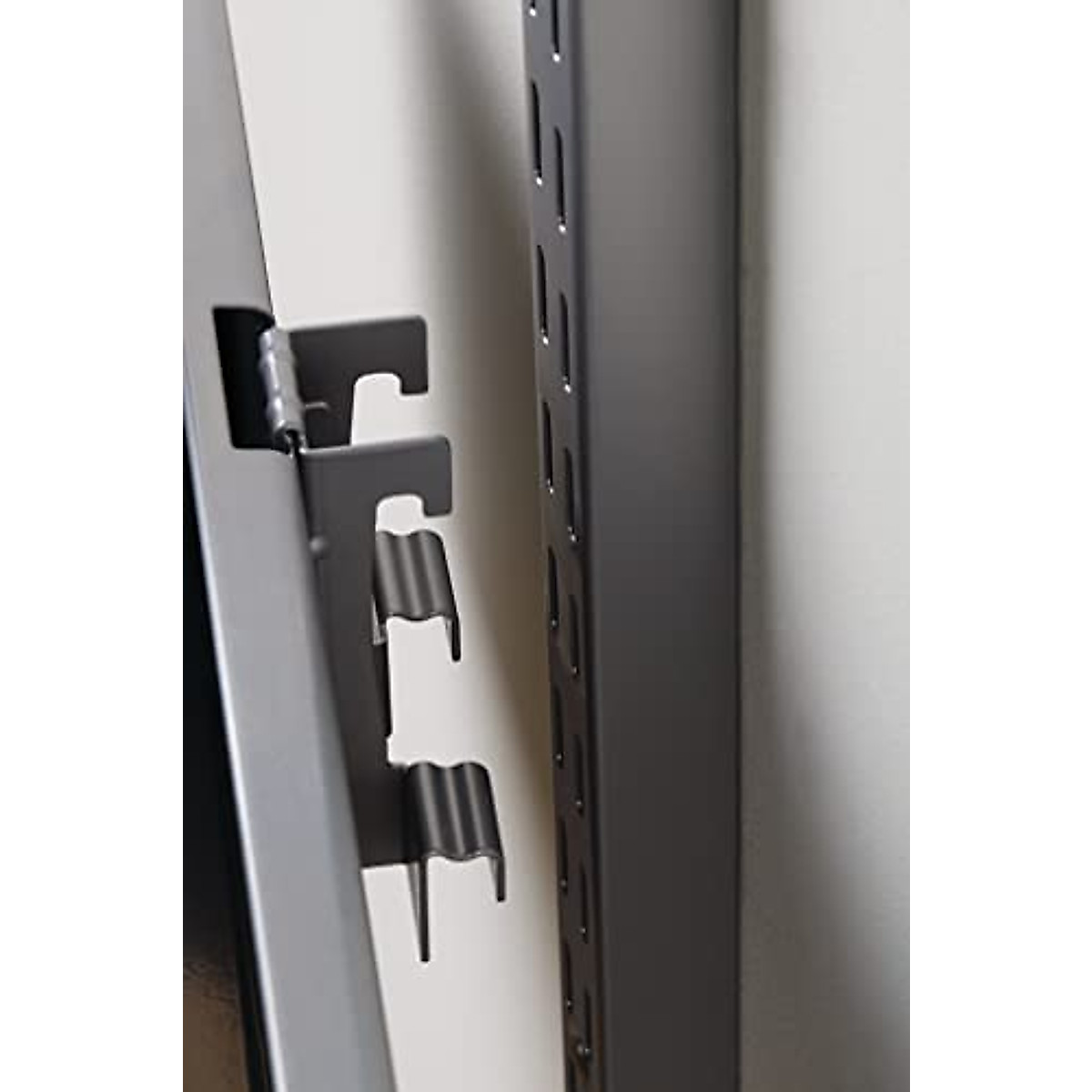 Rubbermaid FastTrack Rail Access Bin, Garage Organization Bin for Sports Equipment, Gardening Supplies and Household Item Storage