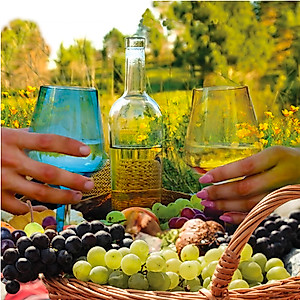 Lily's Home Acrylic Wine Glasses with Stems. Set of 4 Colored, Reusable, Unbreakable and Shatterproof Poolside Outdoor Wine Glasses. BPA-free plastic. (Stemmed)