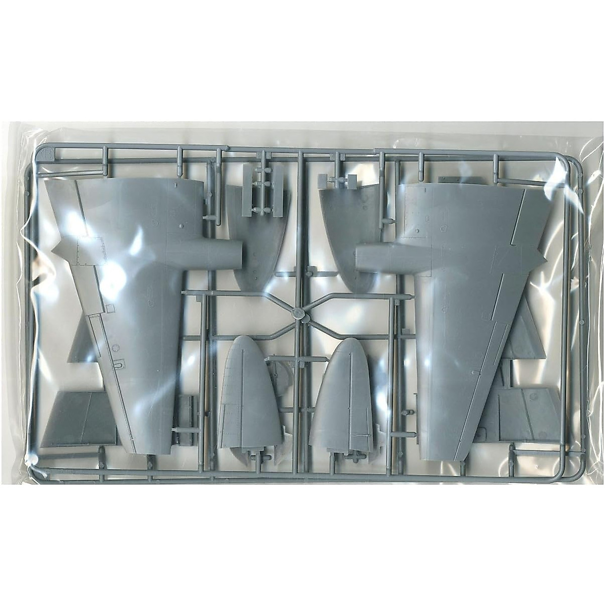 Tamiya 61062 1/48 De Havilland Mosquito FB-MK.6 Plastic Model Airplane Kit