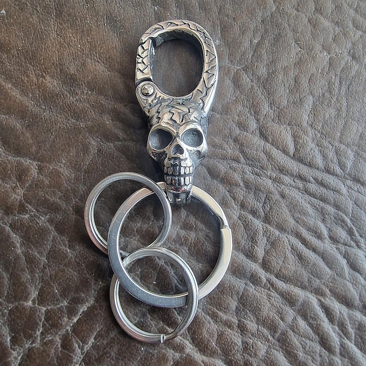 VALHALLA Viking Jewelry Skull Keychain Car Keychain Punk Biker Keychain Amulet for Men and Women...