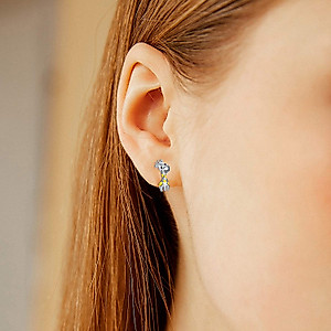 Cute Giraffe Earrings 925 Sterling Silver Giraffe Stud Earrings Hypoallergenic Animal Earrings Giraffe Jewelry Gifts for Women Daughter