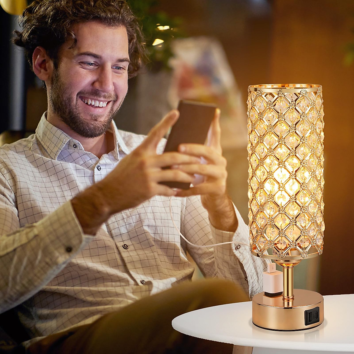 Hong-in Crystal Table Lamp, Gold Lamp for Bedroom with USBC-A+ AC Charging Ports, 3 Way Dimmable Light with Crystal Lampshade, Bedside Lamp Touch Light for Girl Room, Charge Phone (Bulb Included)