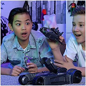 DC Comics Spin Master Batman Batmobile and Batboat 2-in-1 Transforming Vehicle, for Use 4-Inch Action Figures, Kids Toys for Boys