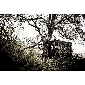 Ameristep Pro Series Extreme View Hub Blind | 3-Person Hunting Blind in Mossy Oak Country DNA Camo