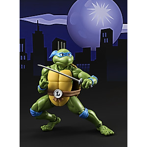 Bandai TAMASHII NATIONS S.H. Figuarts Leonardo "Teenage Mutant Ninja Turtles" Action Figure, 6 inches (BAN06450)