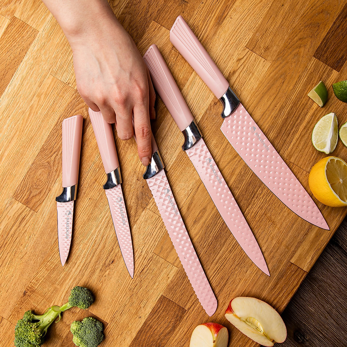 Bakedger 7 pieces knives set, ultra sharp, attractive design, chef knife, slicing knife, bread knife,utility knife paring and shears, scissors, peeler, stylish design, Pink
