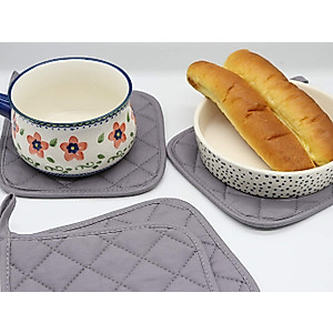 Cotton Heat Resistant Pot Holders, Everyday Kitchen Basic Square Solid Color Pot Holder, Multipurpose Quilted Hot Pads for Cooking and Baking Set of 4 (Grey)