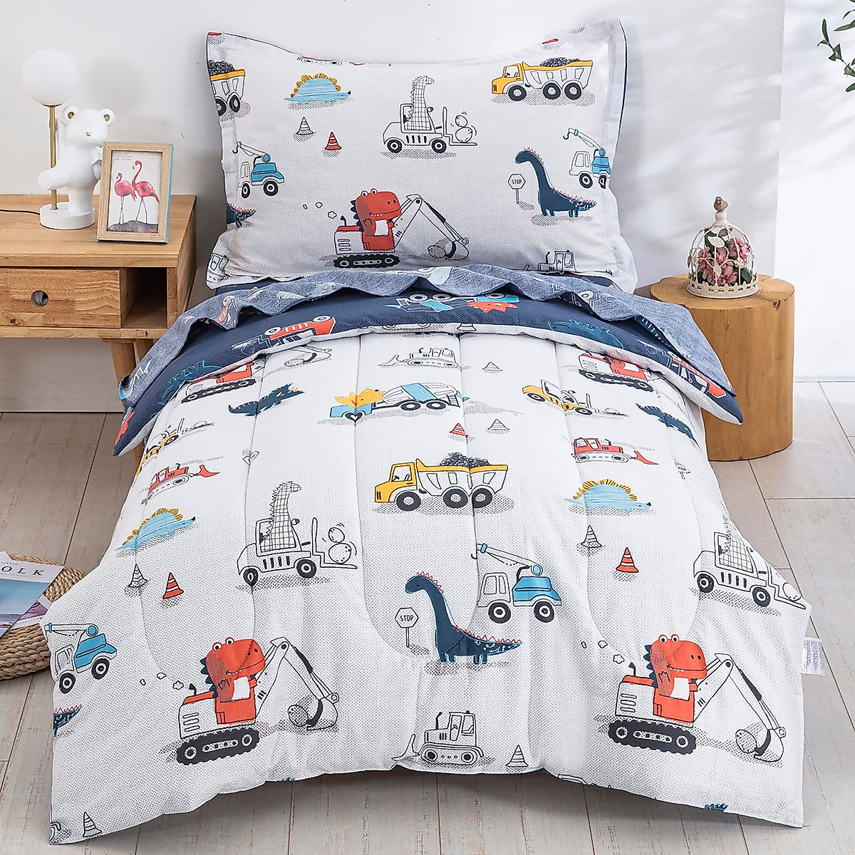 DJY Cotton Twin Bedding Set, Dinosaur Cars Reversible Twin Comforter Set for Kids Boys Girls, 4 Pieces Bed in a Bag Includes Quilted Comforter, Flat Sheet, Fitted Sheet and Pillowcase