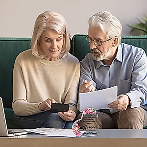 Acrylic Heart Retirement Gifts for Women 2023 Keepsake and Paperweight Retirement Plaque Inspirational Gifts for Retired Table Decoration for Coworker Teachers Nurses Graduation(4 x 4 x 0.4 Inch)