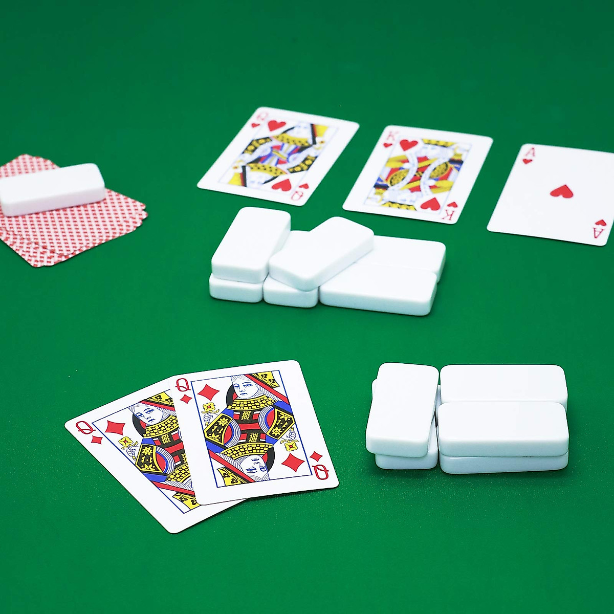 plusvivo Mahjong Mat Anti Slip and Noise Reduction Table Cover for Mahjong Paigow Poker Dominos 32.6" x 32.6"(83cm x 83cm) Green