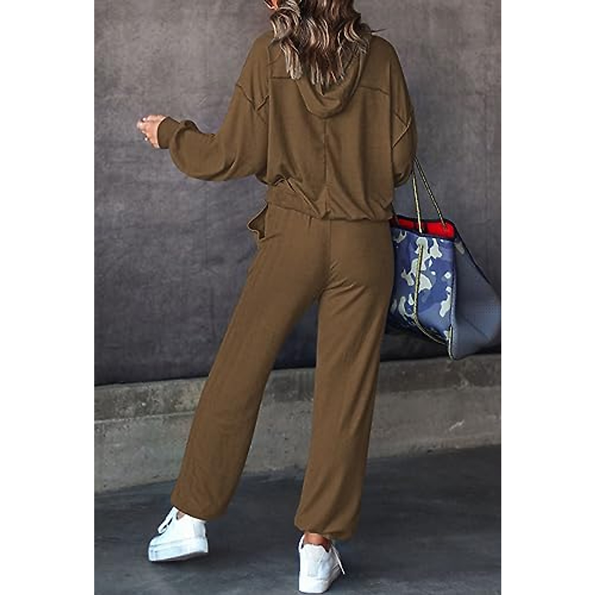 Pink Queen Two Piece Lounge Wear Sweat Sets Casual Relaxed Fit Fall Cutout Pullover Hoodies Tracksuit Ladies Running Active Drawstring Pants with Pockets Chocolate L