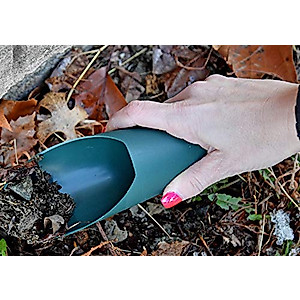 HOME-X Soil Scoops, Small Gardening Tools, Potting Scoopers, Bonsai Tool, Set of 2 Different Sizes – Green- 6 ½” x 2 ½ “ and 6 ¼ “ x 1 ¾ “