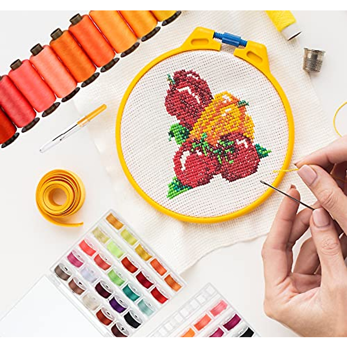 ilauke 95Pcs Bobbins Sewing Thread Kits, 400 Yards per Sewing Thread Polyester Spools with Case 45 Colors Sewing Supplies, Prewound Bobbin for Brother Singer Janome Hand & Machine Sewing