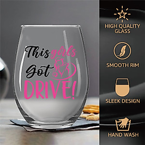 Pishovi This Girls Got Drive Wine Glass with Gift Box, Funny Stemless Glass, Golf Gifts for Women, Feminists, Christmas Anniversary Birthday Gifts for Mom Aunts Sisters Golf Lovers