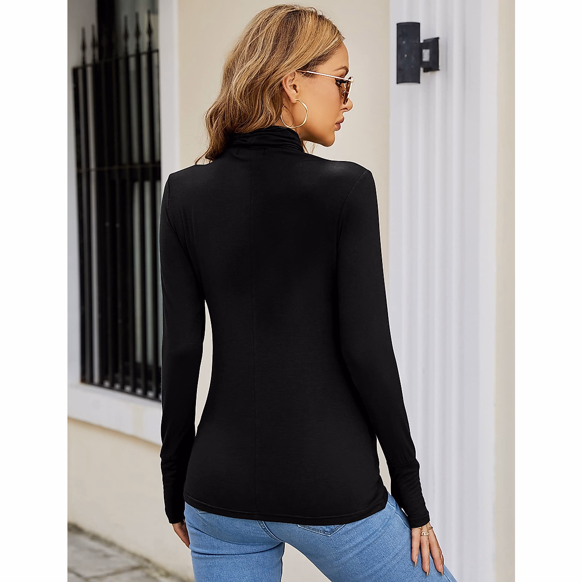 LUYAA Women's Plus Size Warm Long Sleeve Turtleneck Top Ultra Soft Fall Thumb Holes for Fall Winter Black M
