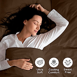 ROYALE LINENS 4 Piece Full Sheets Set - Soft Brushed 1800 Microfiber Bedding - 1 Fitted, 1 Flat Sheet, 2 Pillow Cases - Wrinkle Free & Fade Resistant - Hotel Luxury Bed Sheets (Chocolate Brown, Full)