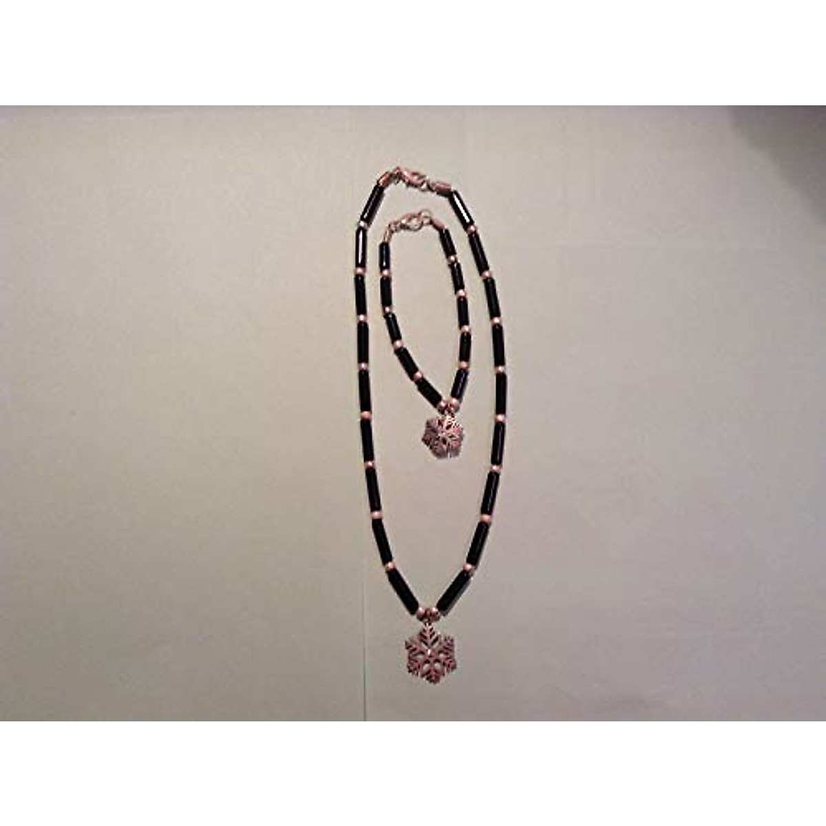 Plastic bead 17" Necklace & 7" Bracelets, black, & silver color with pendent