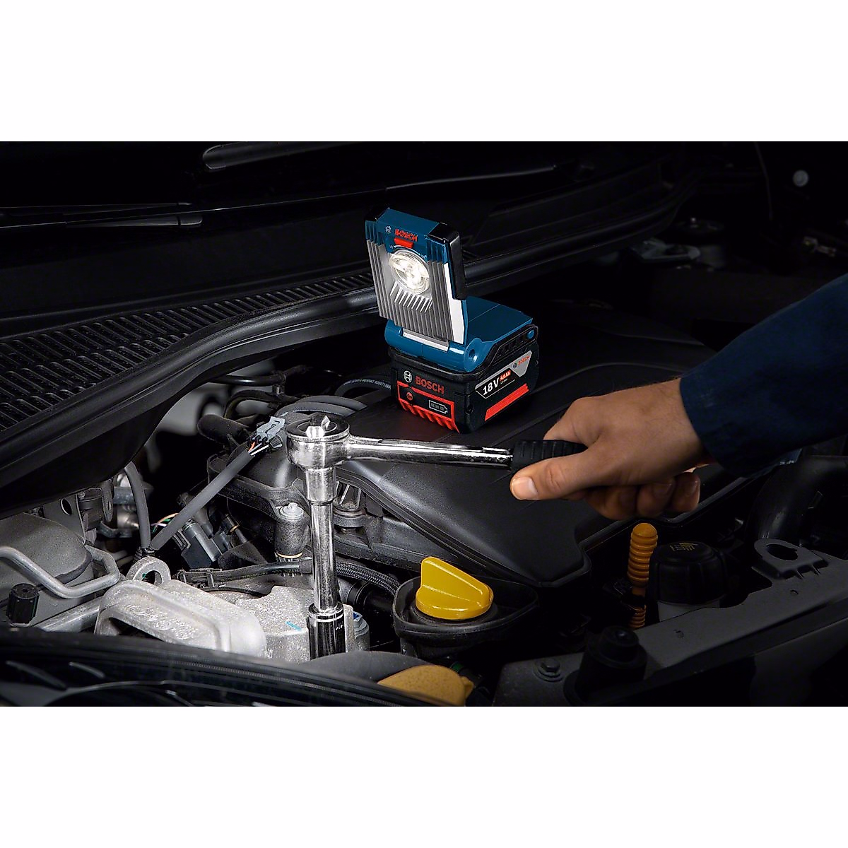 Bosch Professional Gli Variled Cordless Worklight (Without Battery And Charger) - Carton