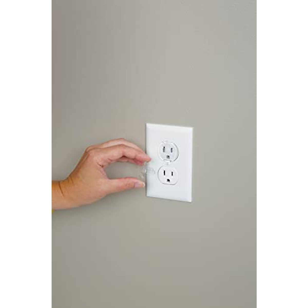 Safety 1st Room Solutions: No-Tools Baby Proof Deluxe Kitchen Safety Kit - Includes Outlet Plugs, Stove Knob Covers, Cabinet, Drawer, Door locks, and More