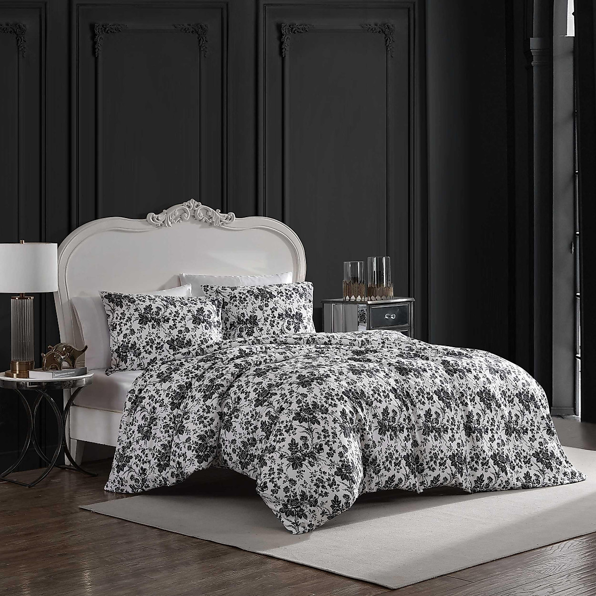 Betsey Johnson - Queen Duvet Cover, Soft Bedding Set with Matching Shams, Floral Home Decor (Betseys Toile Black, Queen)