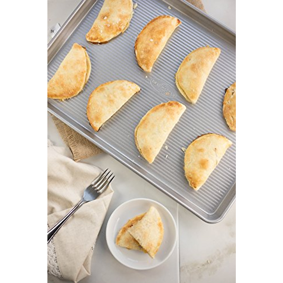 USA Pan Bakeware Half Sheet Pan, Warp Resistant Nonstick Baking Pan, Made in the USA from Aluminized Steel 17 1/4 x12 1/4 x1