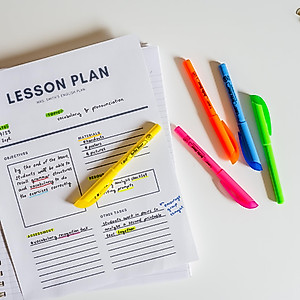 BIC Brite Liner Highlighter, Chisel Tip For Broad Highlighting & Fine Underlining, Pink, 12-Count