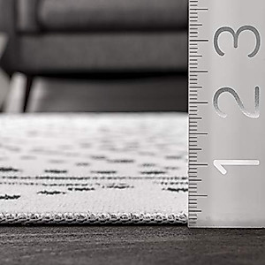 nuLOOM Mila Machine Washable Diamond Trellis Ultra Thin Area Rug, 5' x 8', Ivory