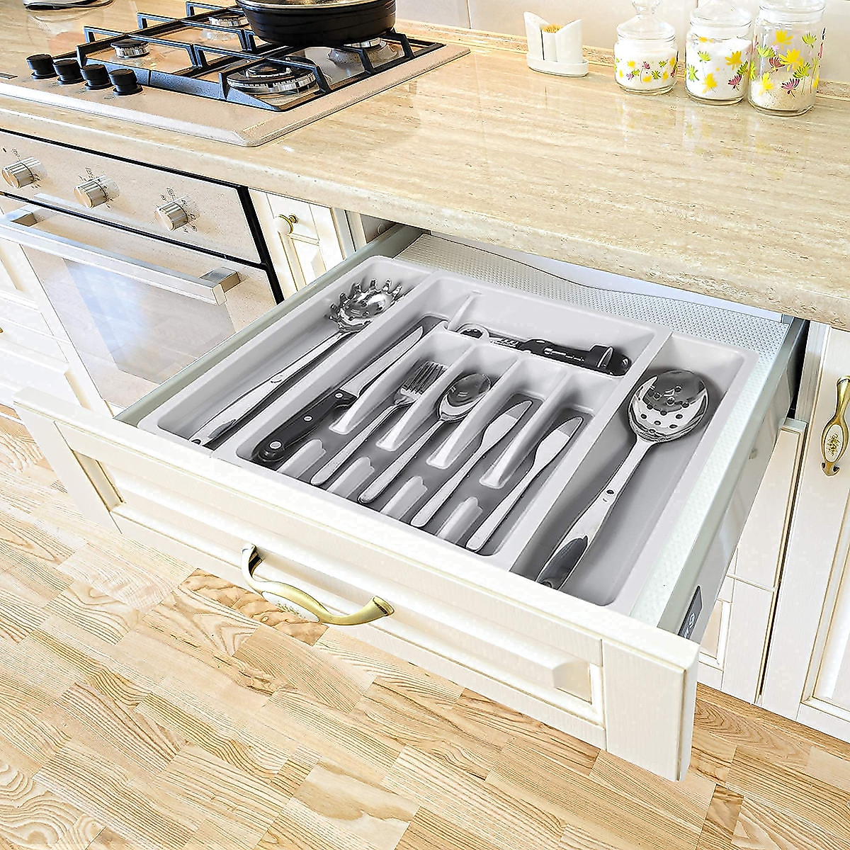 Expandable Utensil Drawer Organizer - Modern Cutlery Organizer in Drawer with Dividers - 8 Compartments Kitchen Silverware Drawer Organizer Tray for Utensils and Flatware