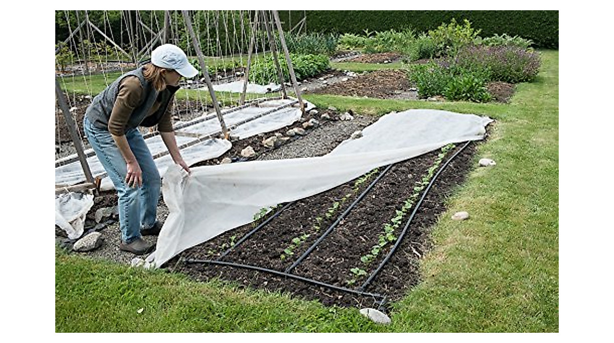GrowBiggerPlants Agribon AG-30 Frost Cover for Garden Protection