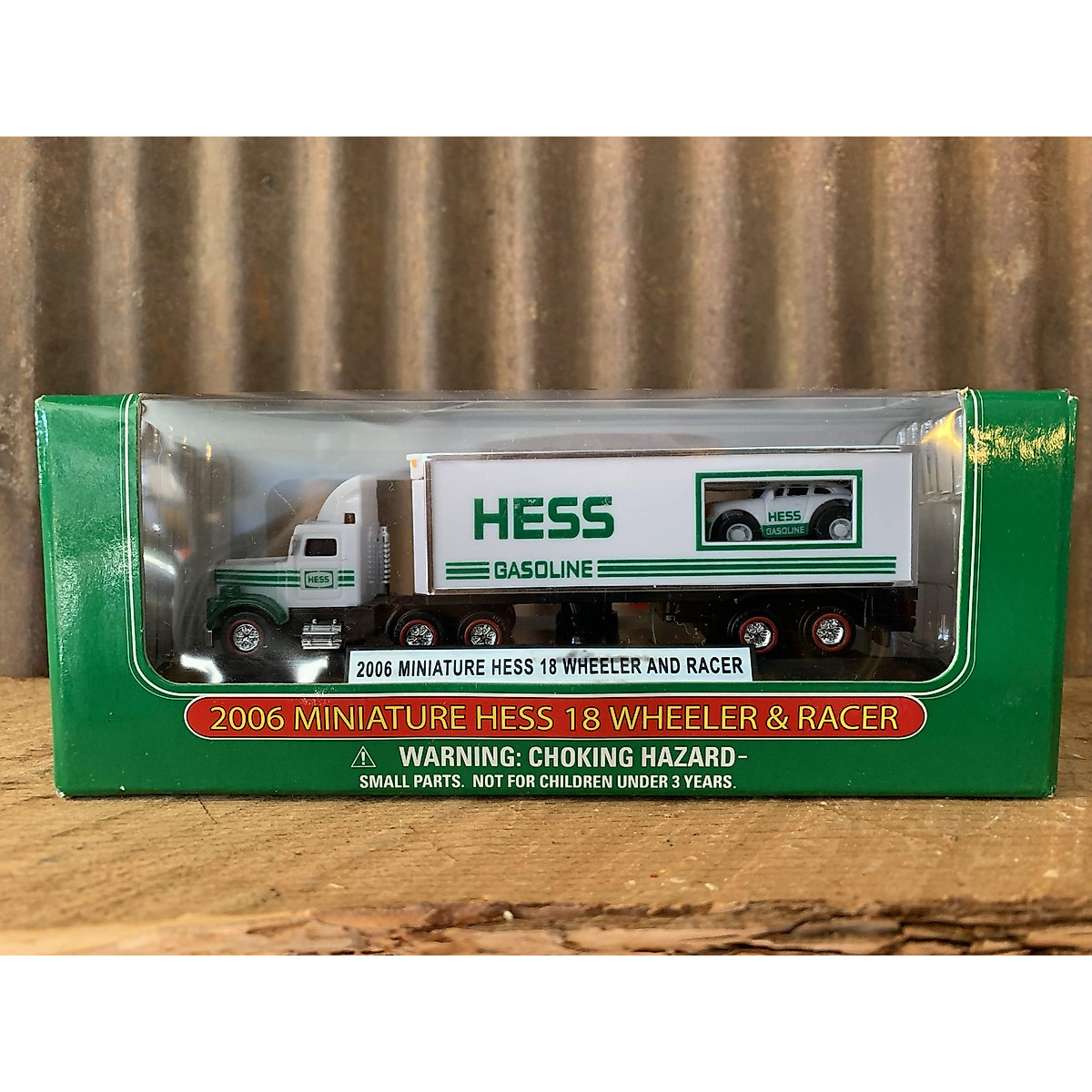 Hess Mini 18 Wheeler - 2006