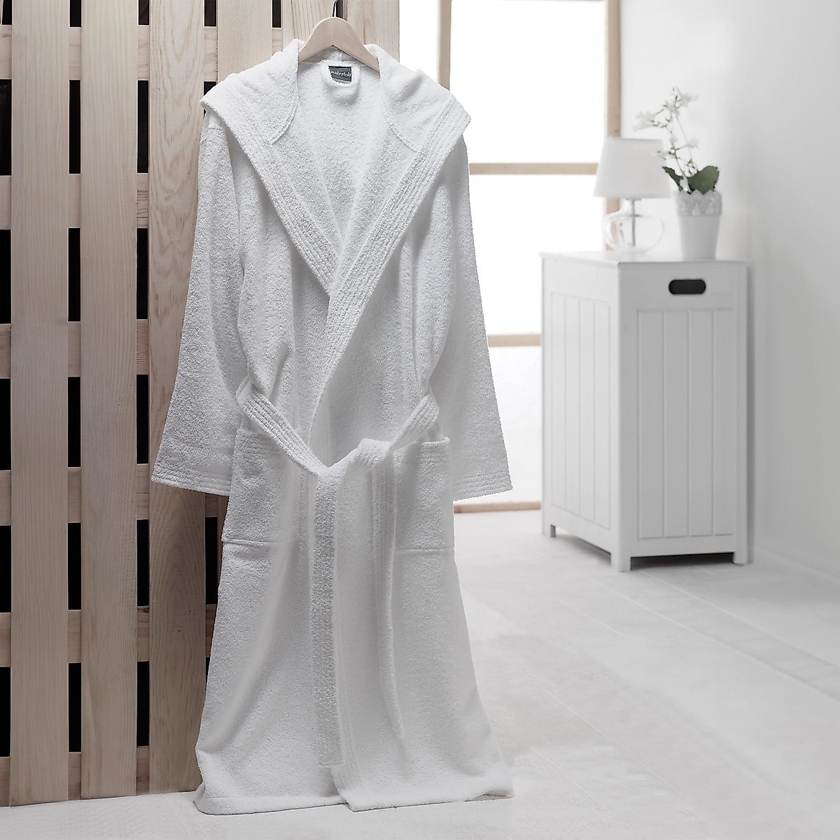 Classic Turkish Towels CTT - 100% Turkish Cotton Terry Cloth Hooded Bath Robe for Women & Men, 450 GSM Soft & Plush Long Robe | White (Medium - Large)