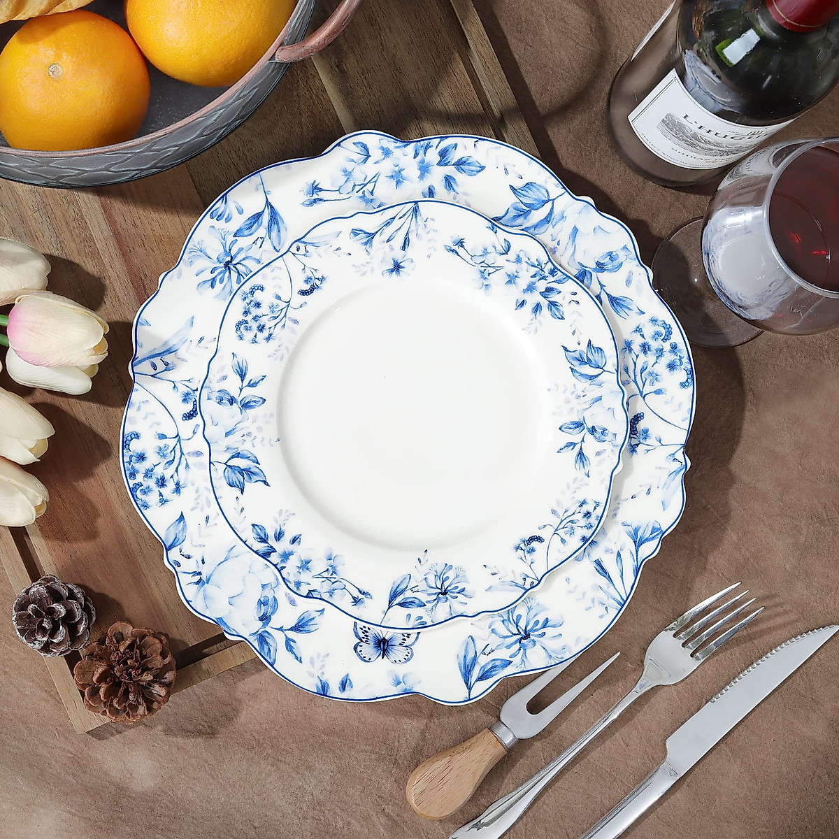 fanquare Vintage 11 Inch Porcelain Dinner Plates Set of 4, Blue Floral Ceramic Serving Plates, Microwavable Plates