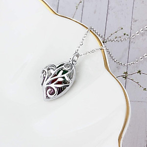 Lam Hub Fong Personalized Locket Necklace for Women with Birthstones Mothers Daughter Necklace for Mom Custom Promise Necklace for BFF Best Friends Friendship Necklace Gifts (Silver)