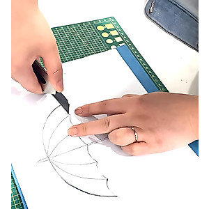 Box Cutter, 2 Pack Stainless Steel Utility Knife, Heavy Duty Box Cutter with 20PCS Replaceable Blades (18mm Wide), Multi-purpose Utility Knives, Retractable Box Cardboard Cutter for Carpet, Craft, DIY