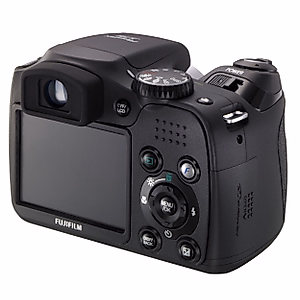 Fujifilm Finepix S700 7.1MP Digital Camera with 10x Optical Zoom