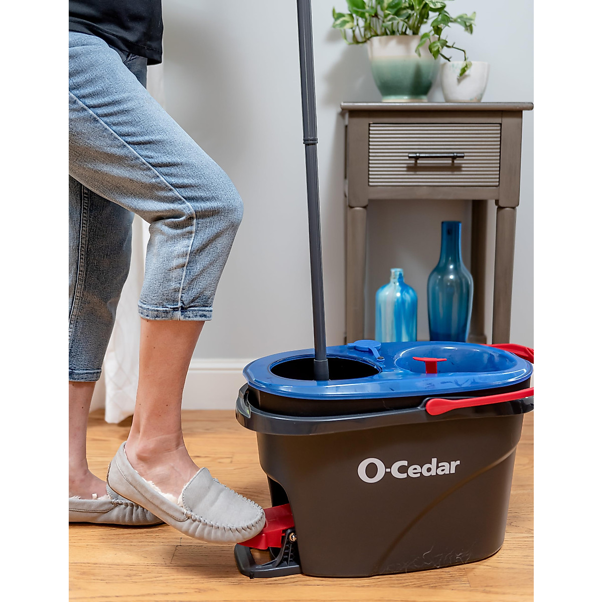 O-Cedar EasyWring RinseClean Microfiber Spin Mop & Bucket Floor Cleaning System with 2 Extra Refills