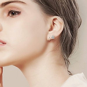 Leaf Crawler Earrings Sterling Silver Leaves Wrap Earrings Leaf Cuff Earrings Stud Ear Climber Ear Gifts for Women Teen Girls