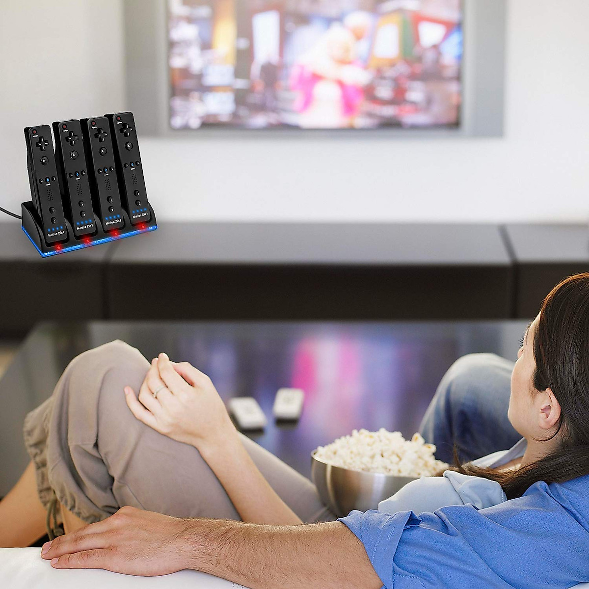 Four Charger Dock for Wii Remote, TechKen Remote Control Charger Docking Station with 4 Rechargeable Batteries from Nintendo Wii Rometo Control